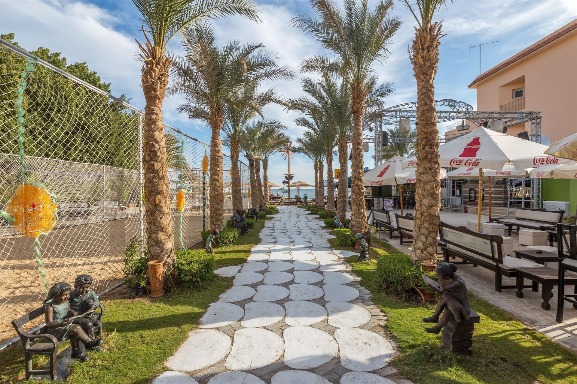 Elysees Hotel Hurghada (Ex. Elysees Dream Beach Hotel Hurghada ...